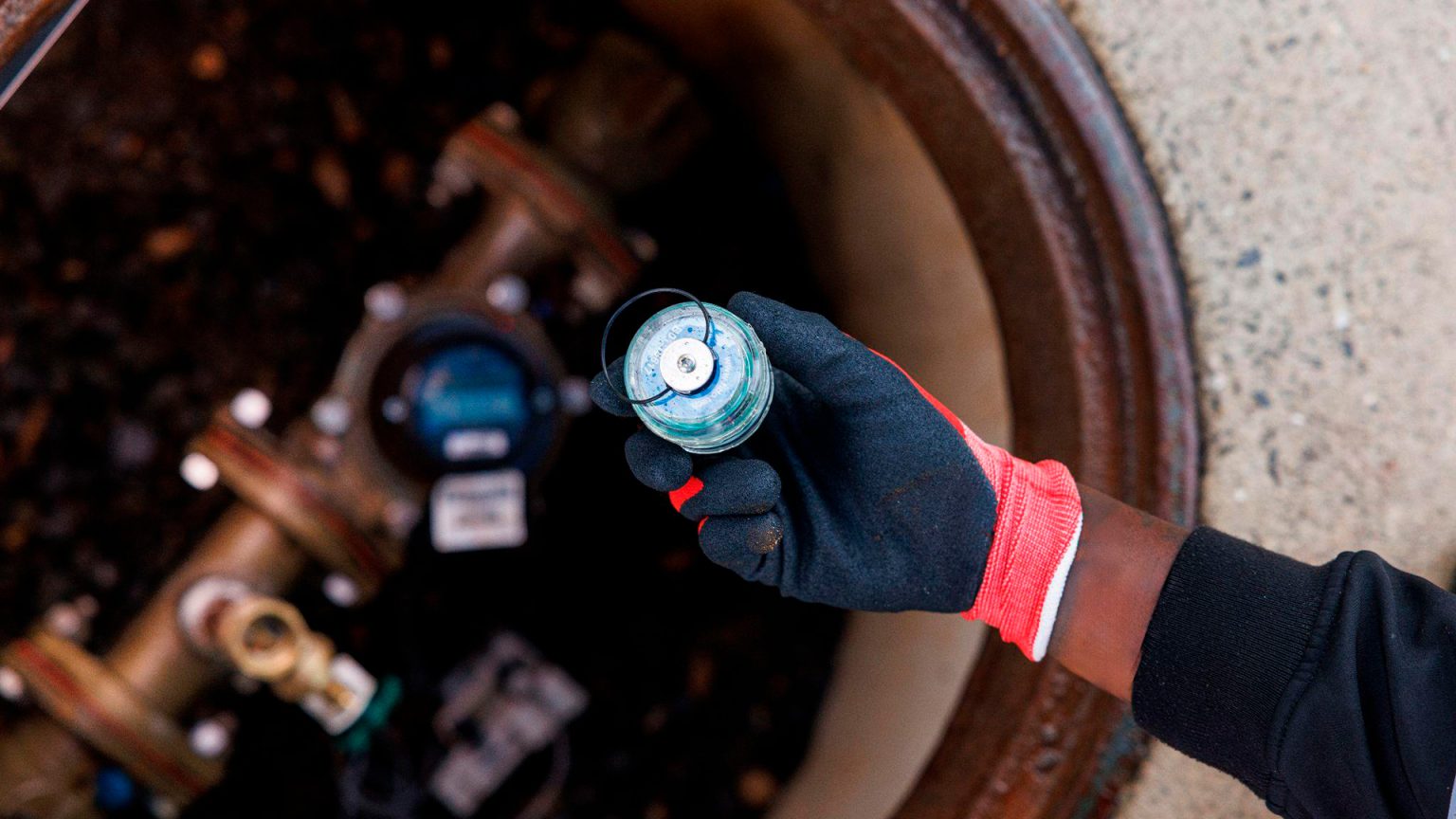 Aging Pipes vs Global Spotlight - AEC Magazine